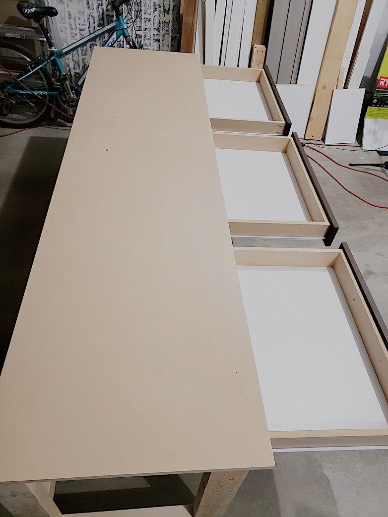 How To Build A Simple Desk With Drawers